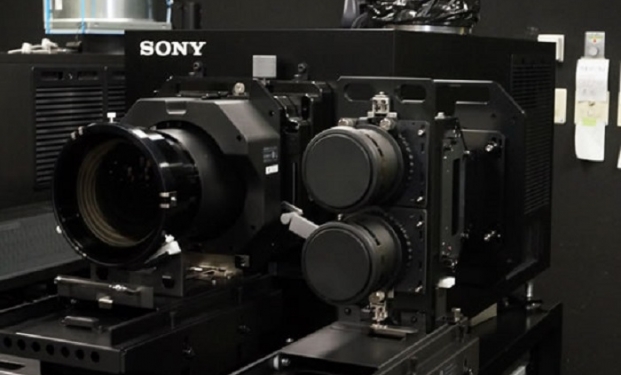 Il cinema CIAKY di Bari dà il benvenuto alla tecnologia Sony 4K ...